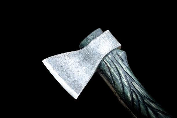 Handmade Premium Full length Carved Green Axe – The Titans Edge